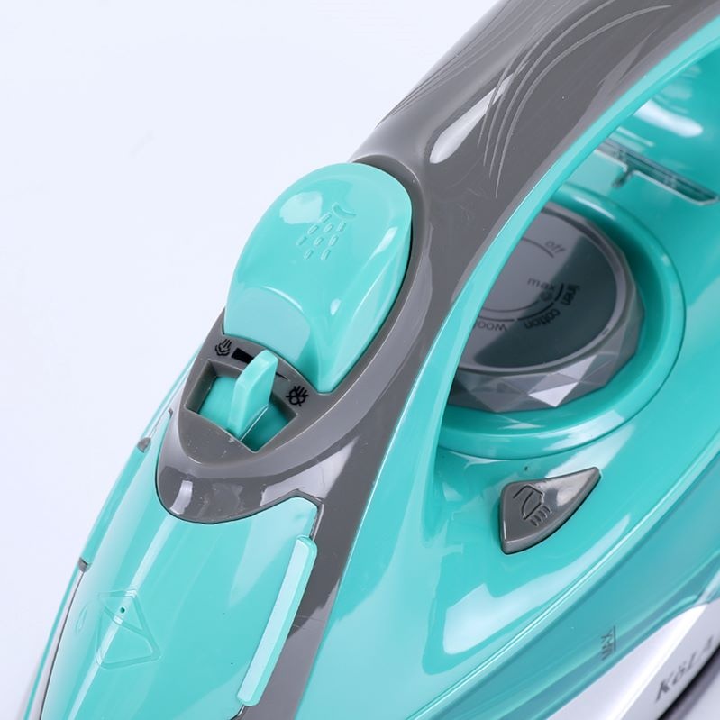 Wholesale Professional Laundry Garment Steam Iron 2200W Power Vapor ...